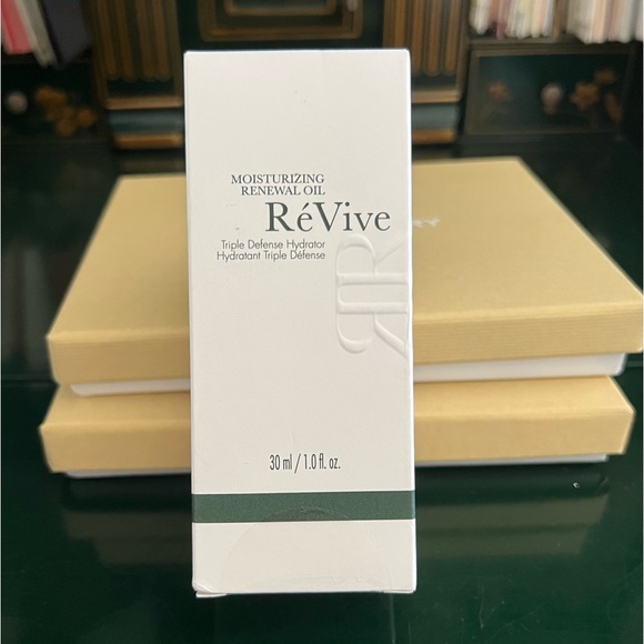 Revive | Skincare | Revive Triple Defense Hydrator Moisturizing Oil 3ml | Poshmark